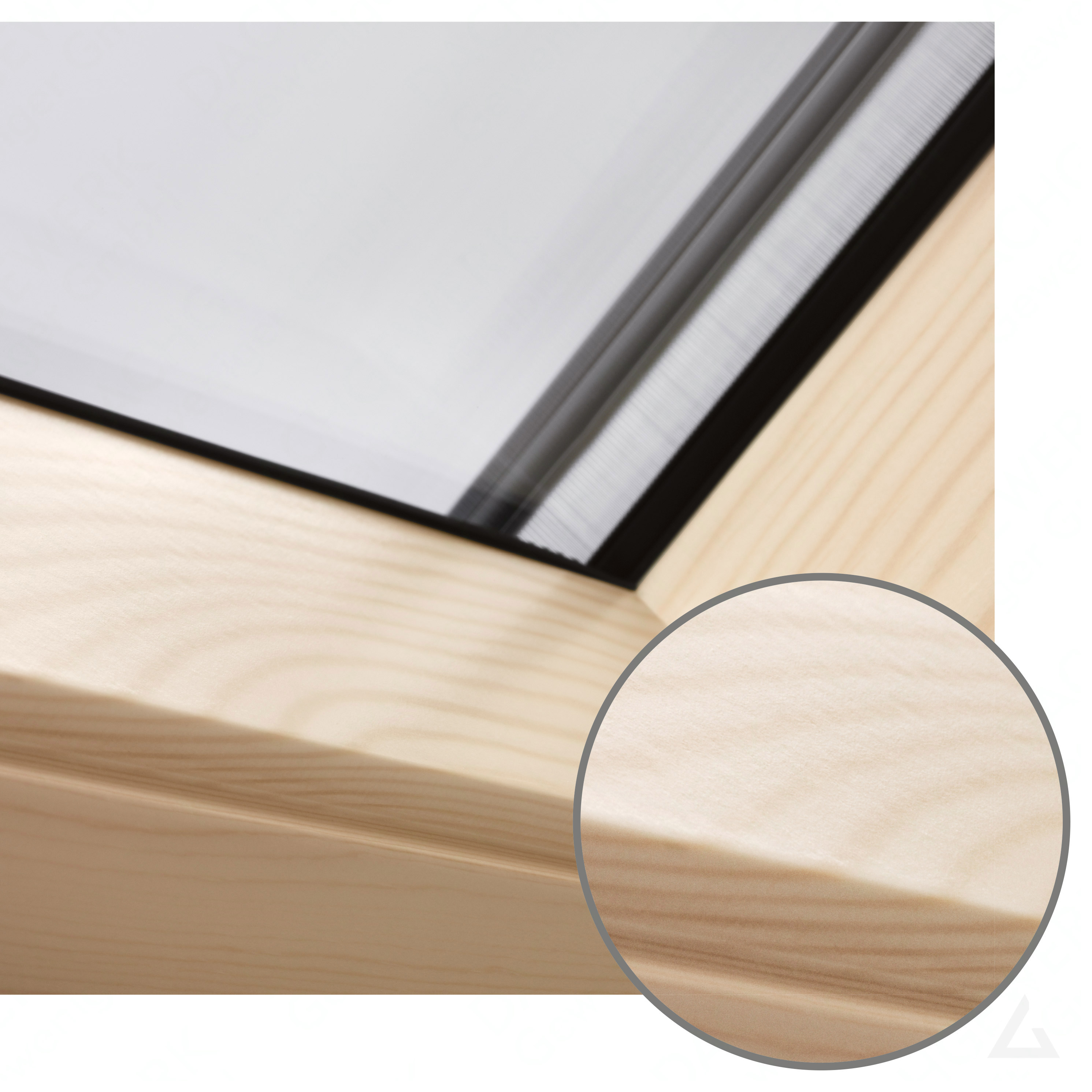 VELUX Schwingfenster GGL FK06 3066 klar lackiert ENERGIE PLUS Alu ...