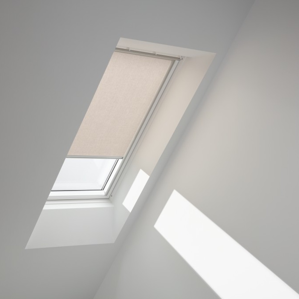 VELUX Rollo elektro RML P04 4169SWL Helltaupe Schiene wei  g nstig kaufen bei DACHGEWERK